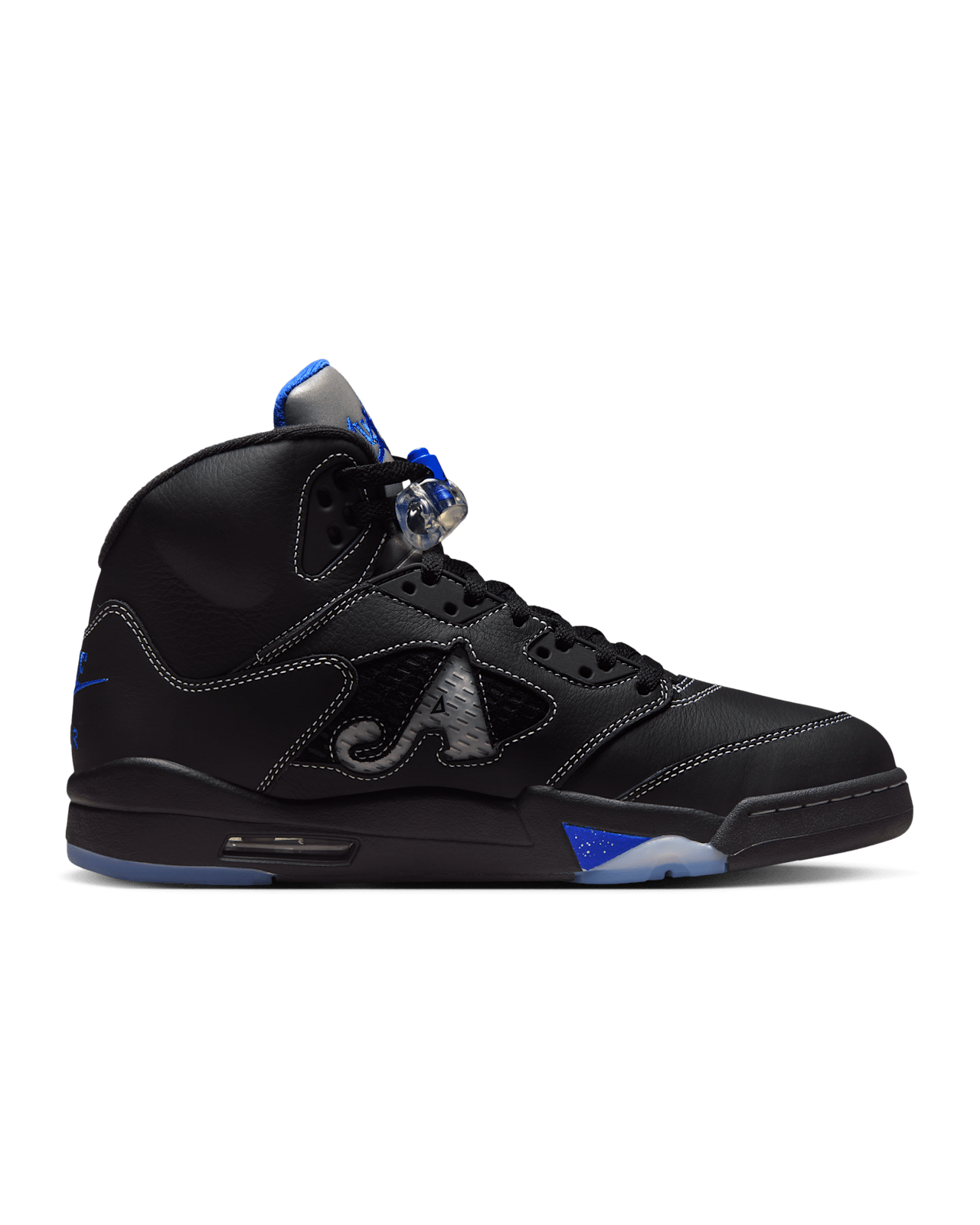 Fecha de lanzamiento de los Air Jordan 5 x Awake NY "Black" (DV4982-004). Nike SNKRS
